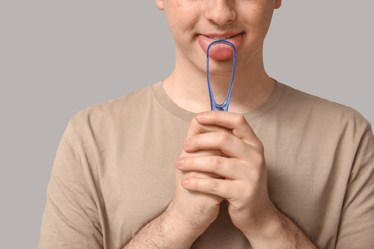 5 Ways To Keep Your Tongue Clean and Healthy